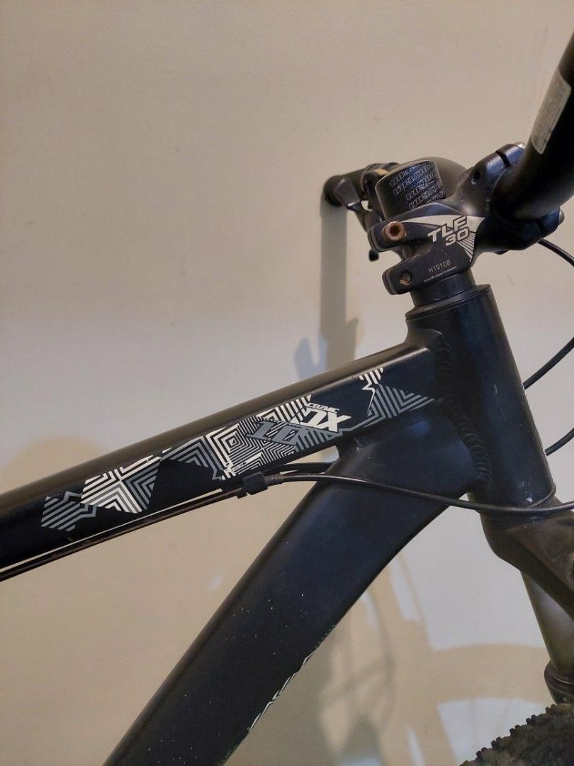 Sepeda polygon cozmic DX 1.0 dirt jump on Carousell