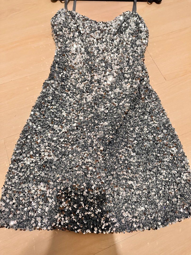 Sequence dress on Carousell