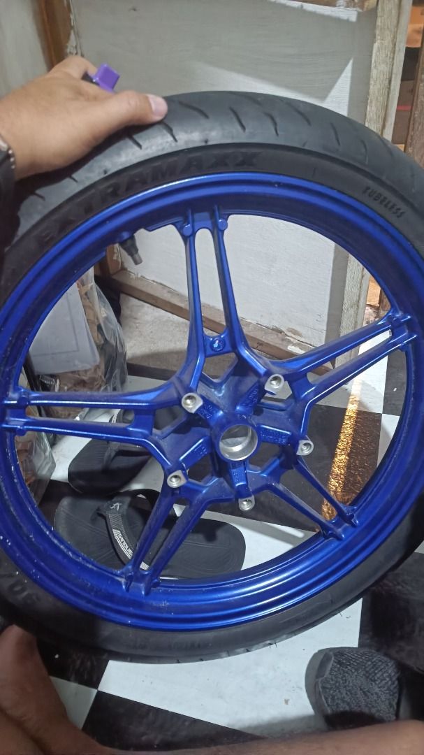 Sniper 155vva stock mags blue on Carousell