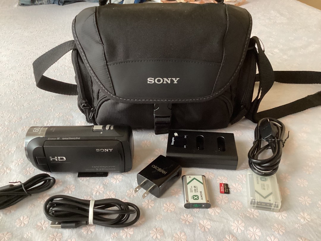 Sony HDR-CX405 Camcorder with Exmor R CMOS Sensor - Black (HDRCX405B ...