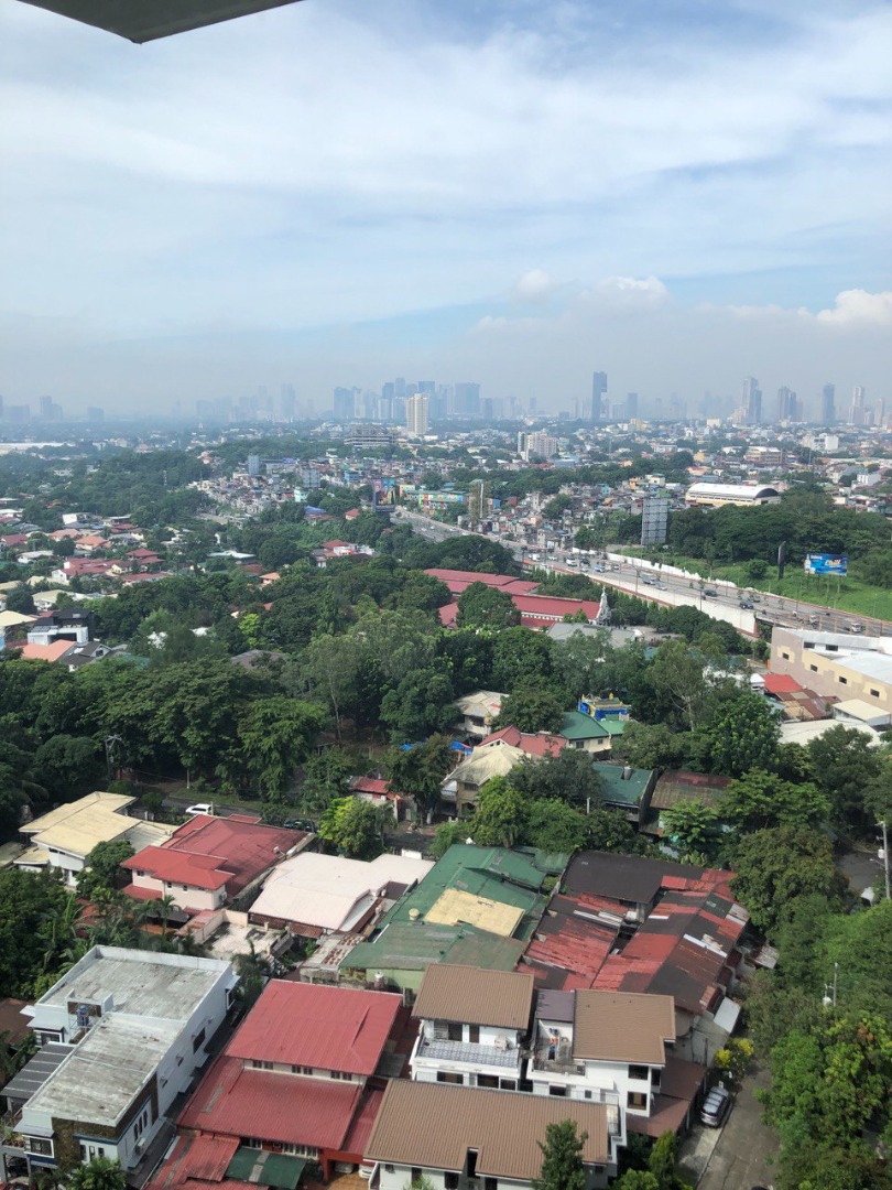 Studio for rent at Rockwell Arton West near Ateneo, Miriam and UP on ...