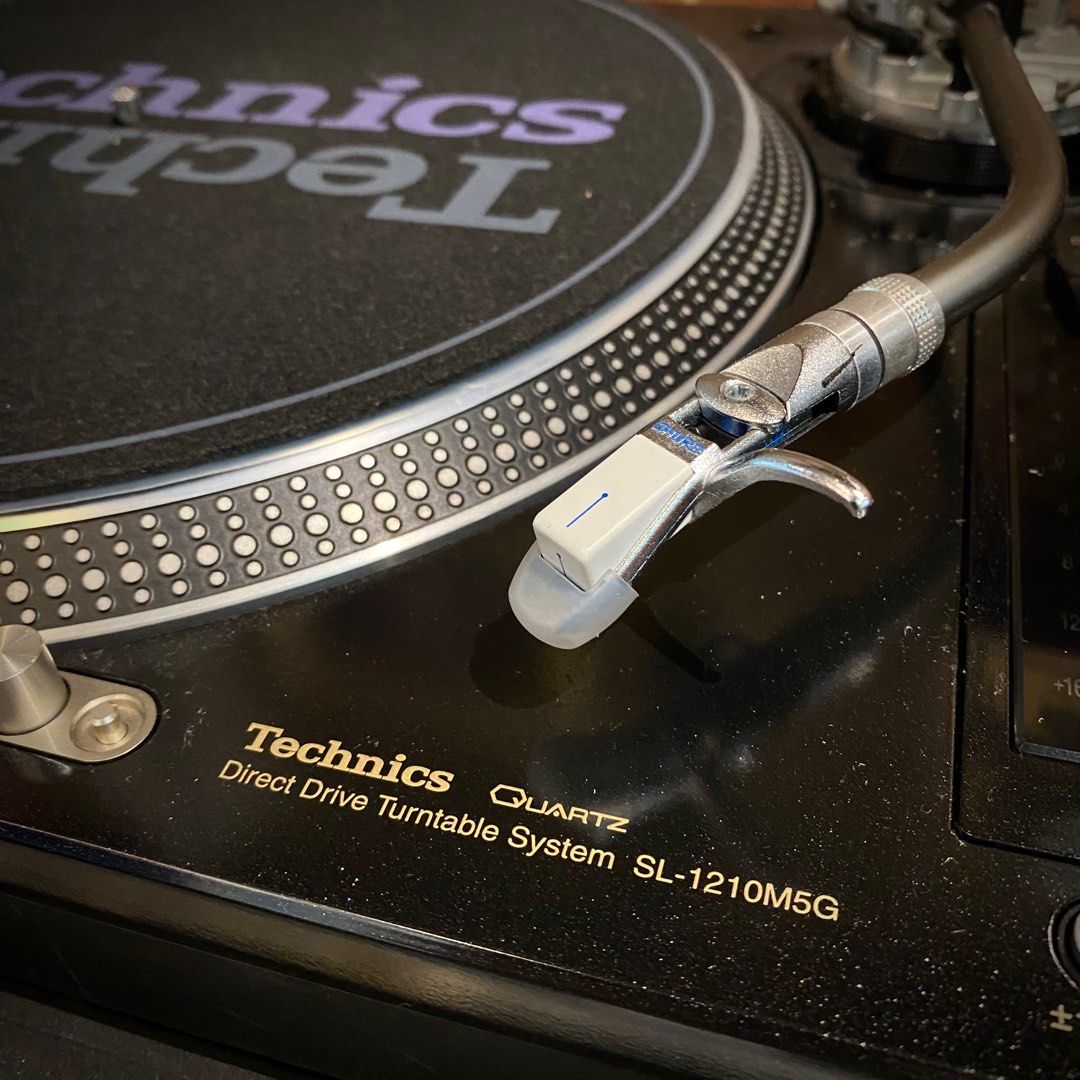 TECHNICS SL-1210 M5G "GRAND MASTER FLASH" DJ TURNTABLE ONE PAIR ...