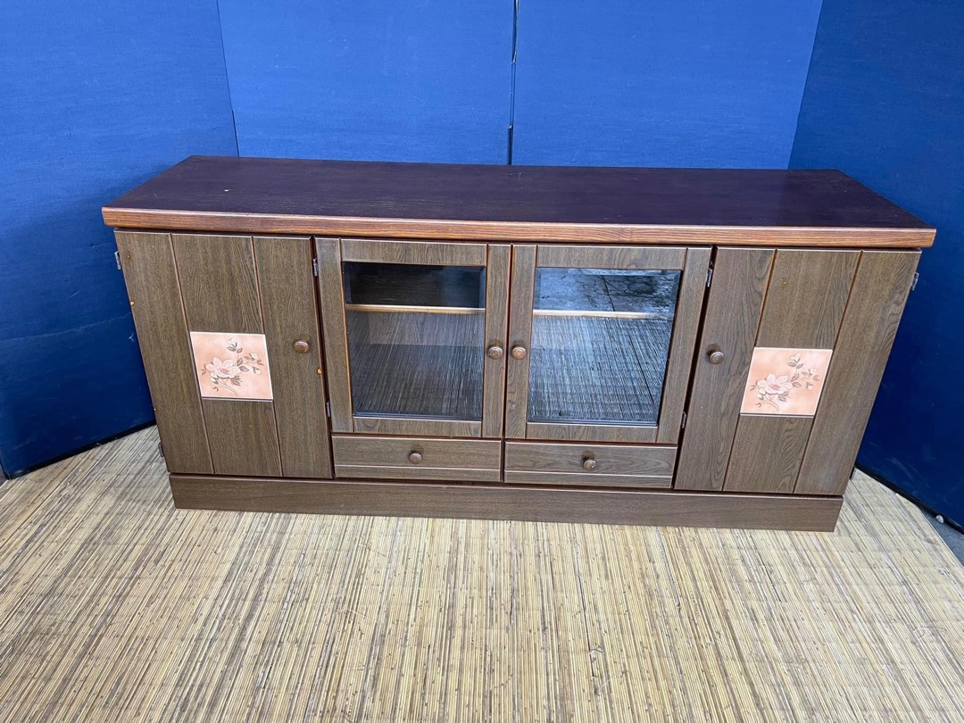 tv rack japan surplus on Carousell