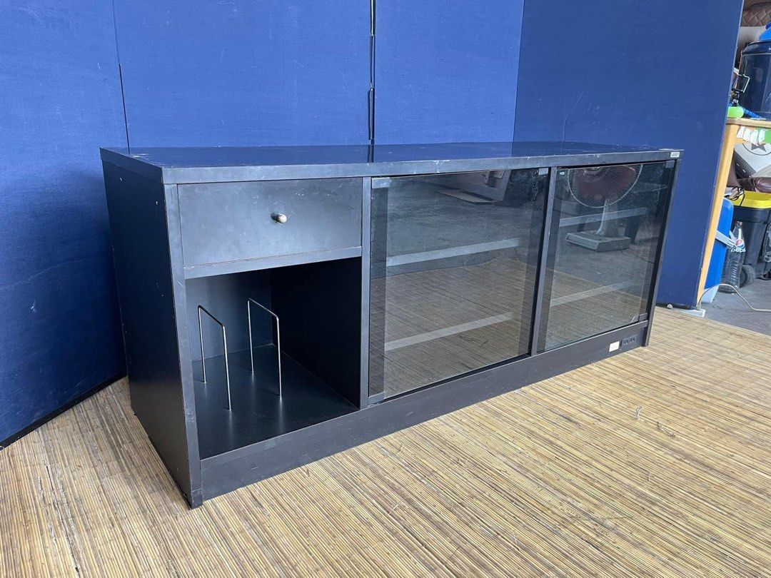 tv rack japan surplus on Carousell