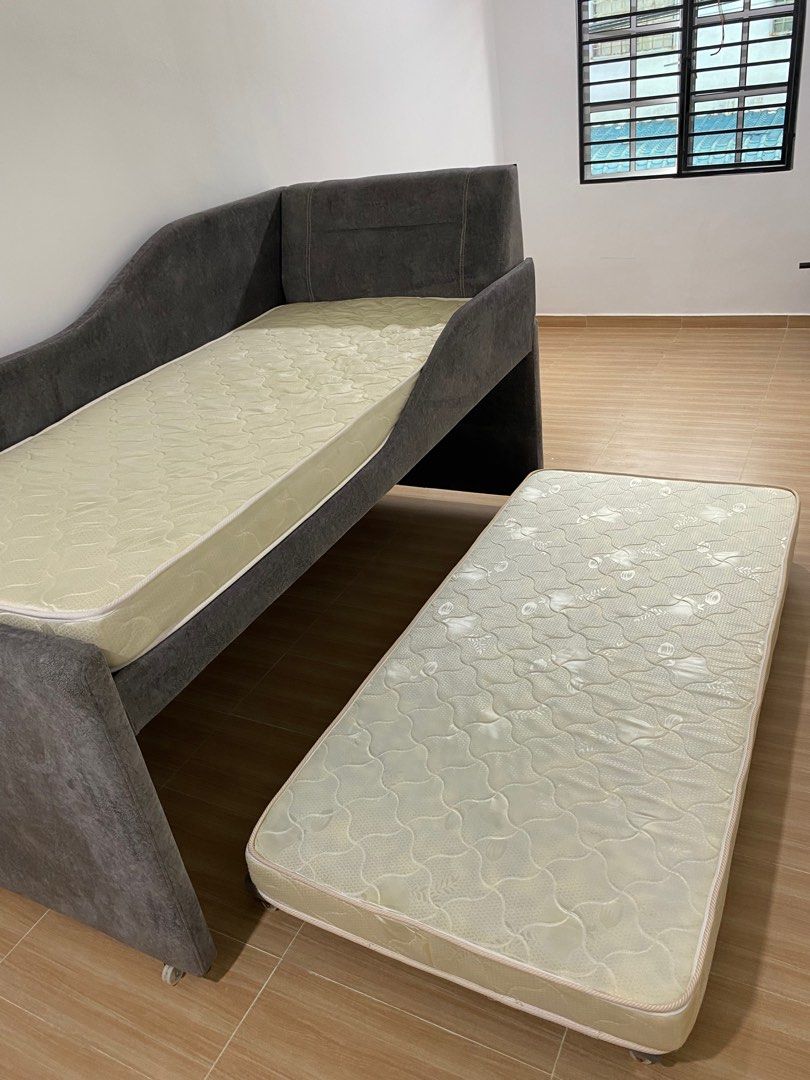 Two storey bed, Furniture & Home Living, Bedding & Towels on Carousell