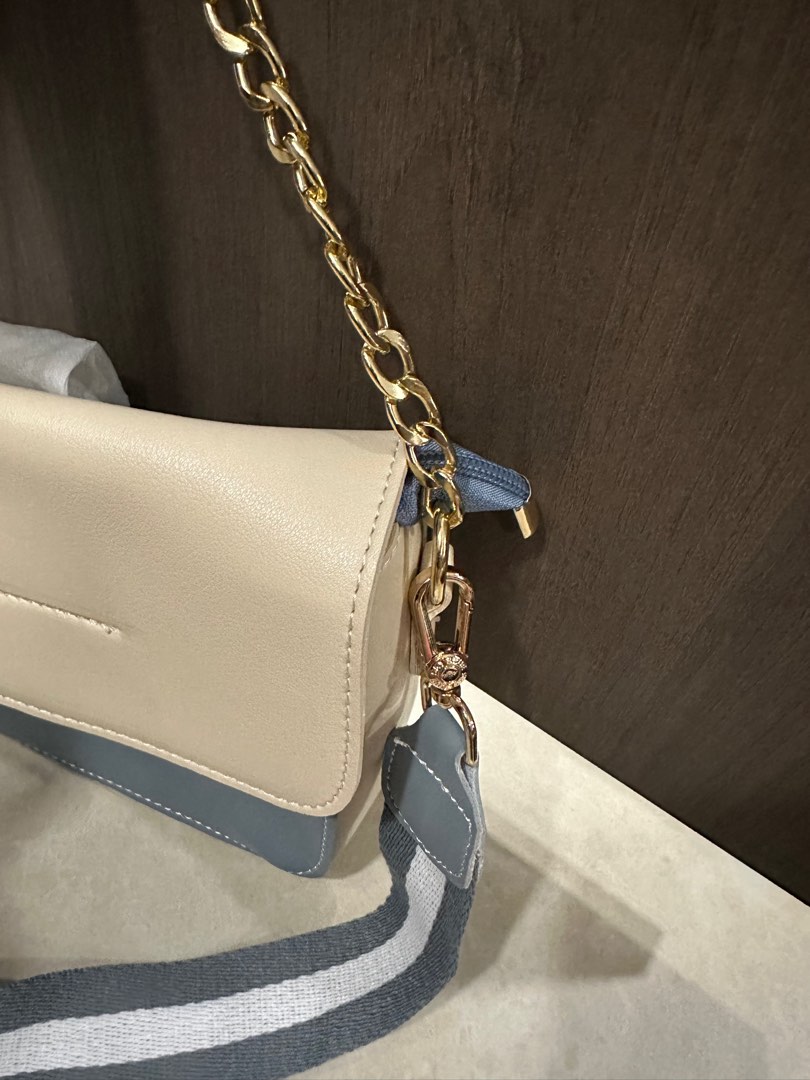 Two way brand new bag, Women's Fashion, Bags & Wallets, Cross-body Bags ...