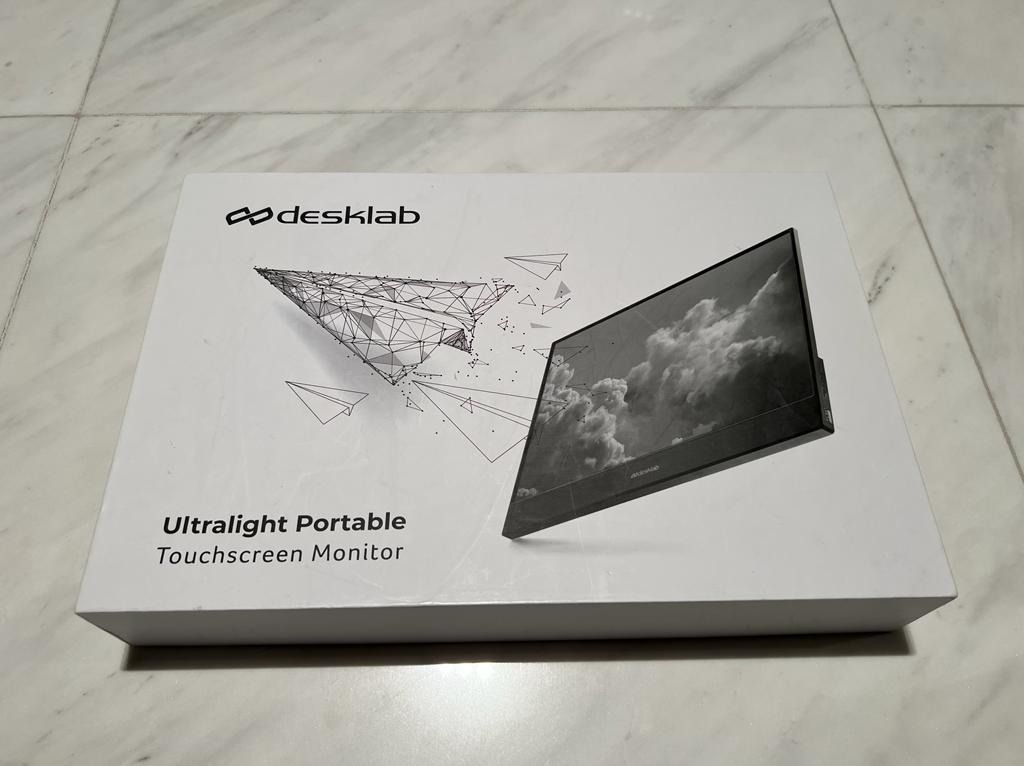 Ultralight portable monitor (15.6'' 4k UHD) by Desklab, Computers ...