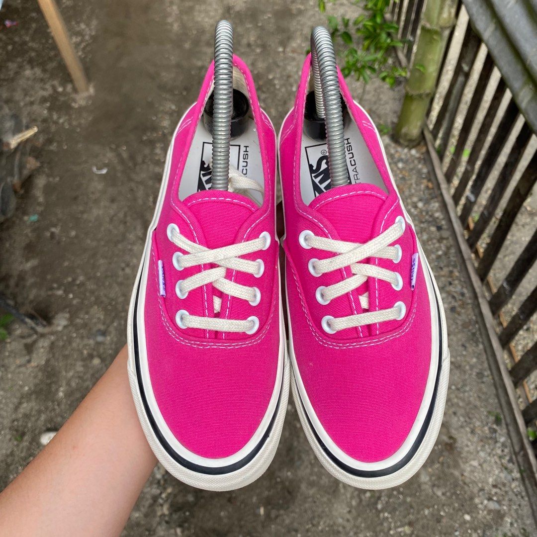 VANS AUTHENTIC STYLE 44, Women's Fashion, Footwear, Sneakers on Carousell