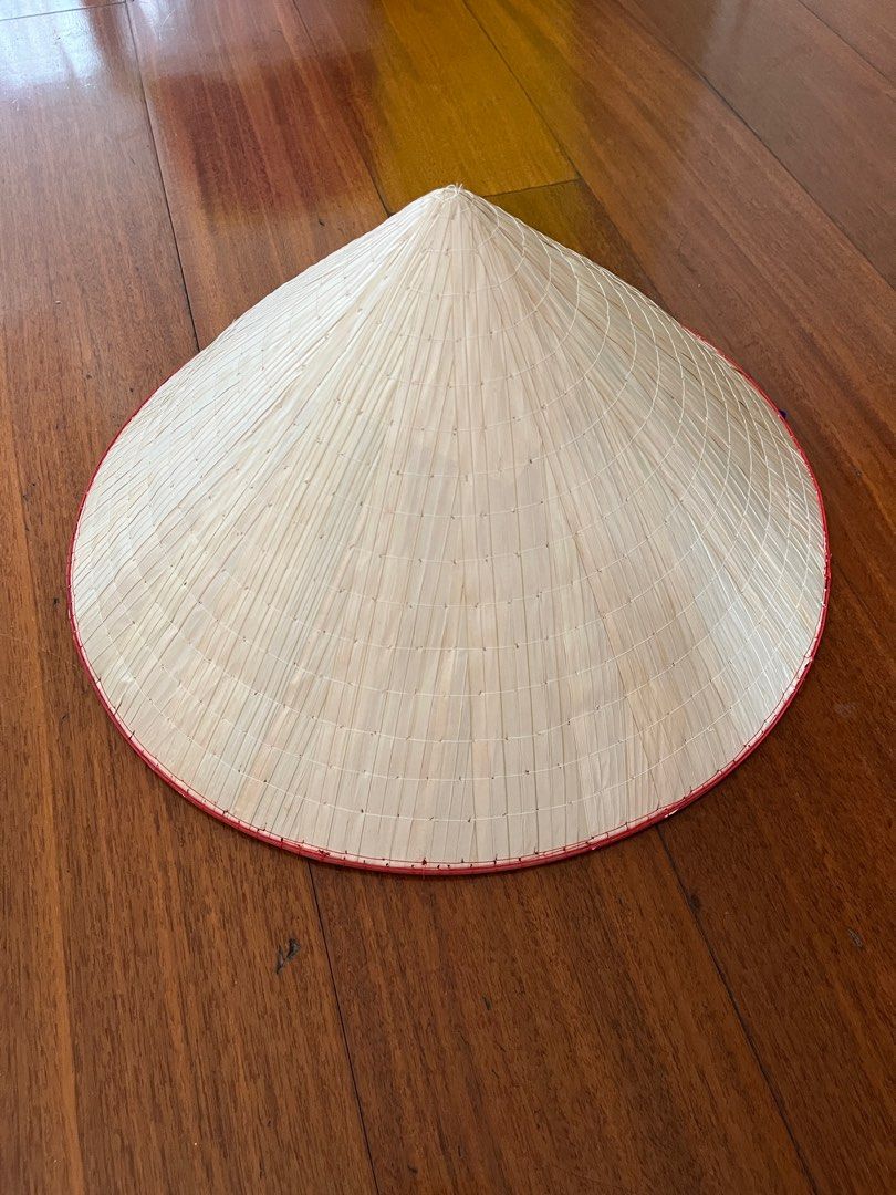 Vietnamese Hat Hon la, Women's Fashion, Watches & Accessories, Hats ...