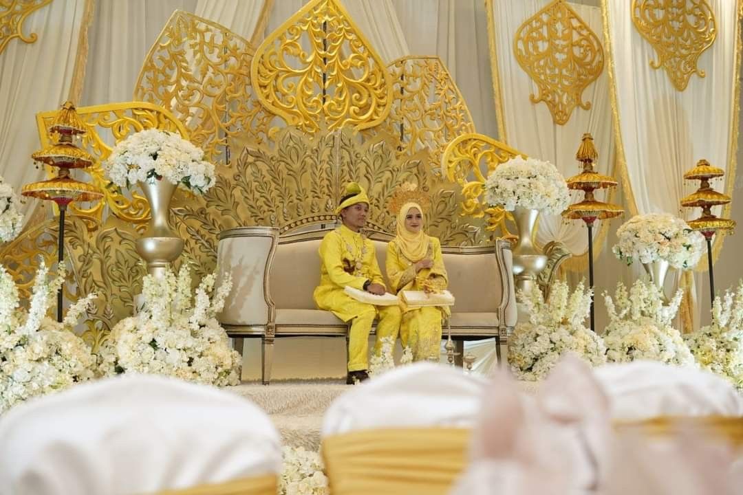 Grand luxury Wedding ceremony setup pakej perkahwinan pelamin garden ...
