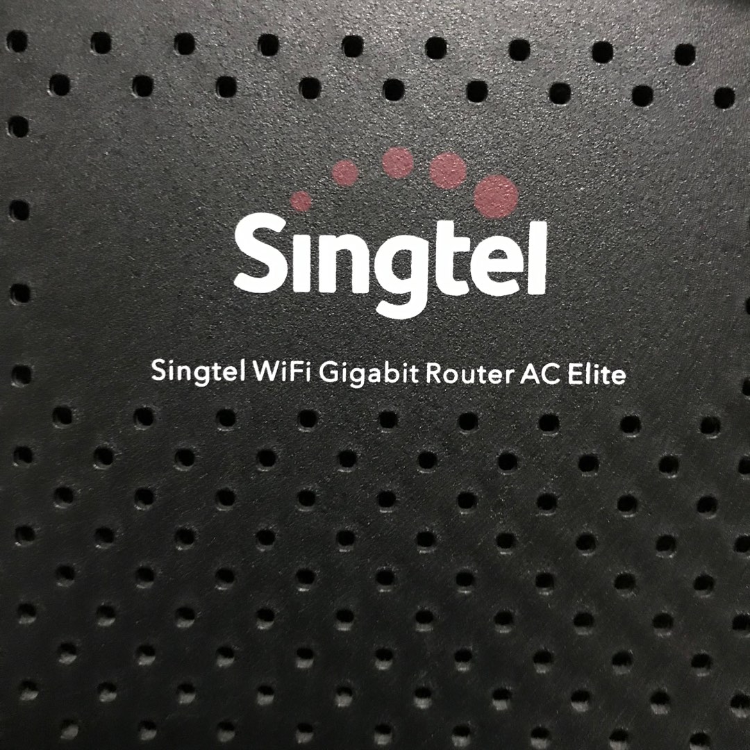 WTS USED SINGTEL AC ELITE WIRELESS ROUTER, Computers & Tech, Parts ...