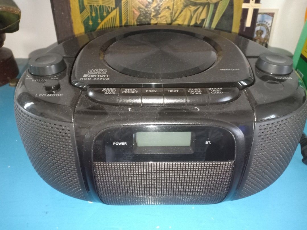 Xenon Radio Disc Compact (compatible for Bluetooth, CDs) on Carousell