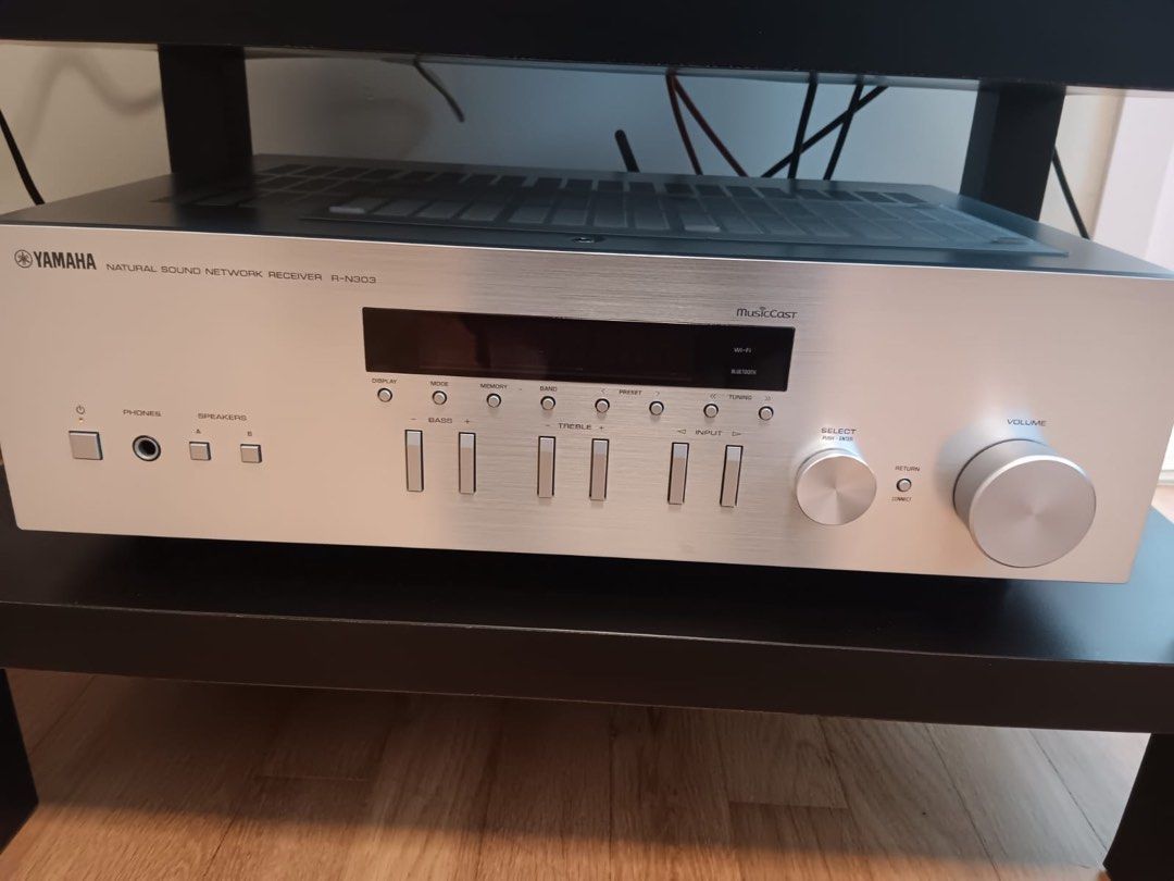 Yamaha Amplifier Almost New, Audio, Soundbars, Speakers & Amplifiers on ...