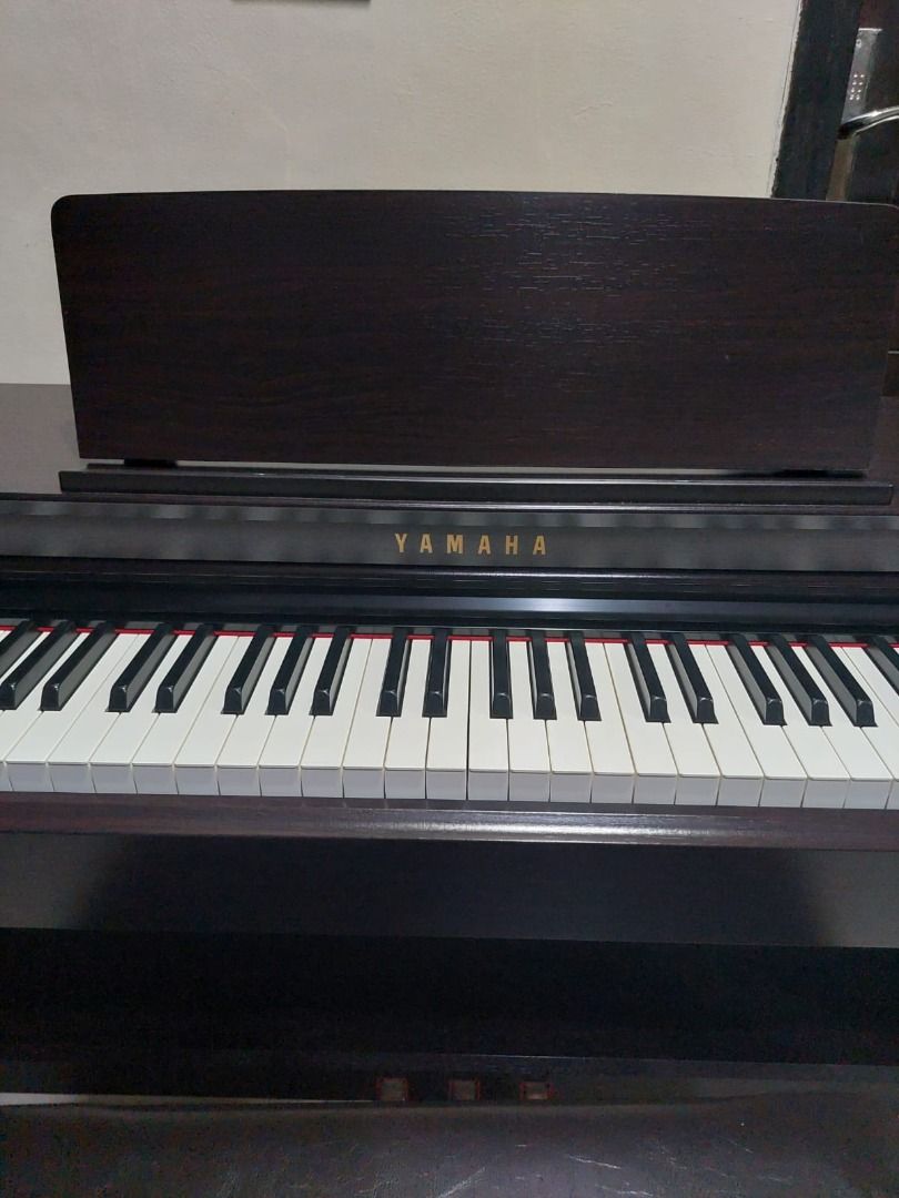 Yamaha Clavinova CLP-625, Musik & Media, Alat di Carousell