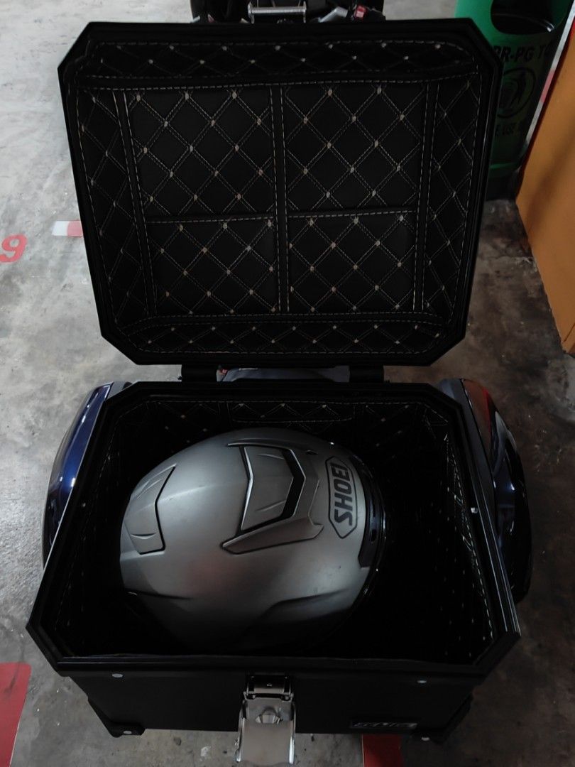 ZEDGE 45L X-Gravity Plastic Top Case + Back Rest, Motorcycles ...