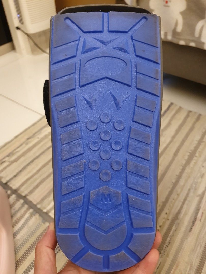 Inflatable rigid-shell Walking Boot / Aircast Boot M size, Health ...