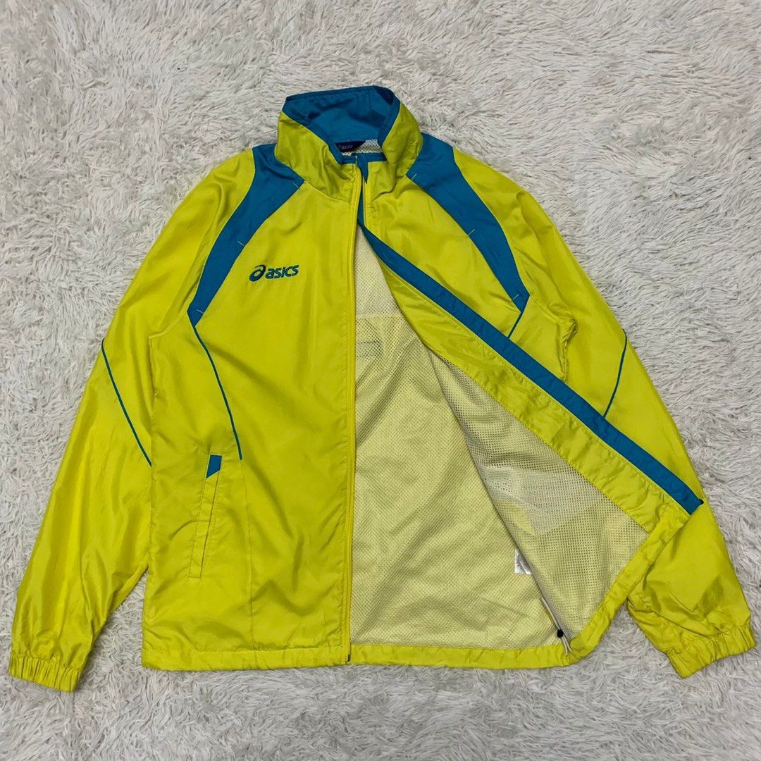 Asics jacket, Men's Fashion, Activewear on Carousell