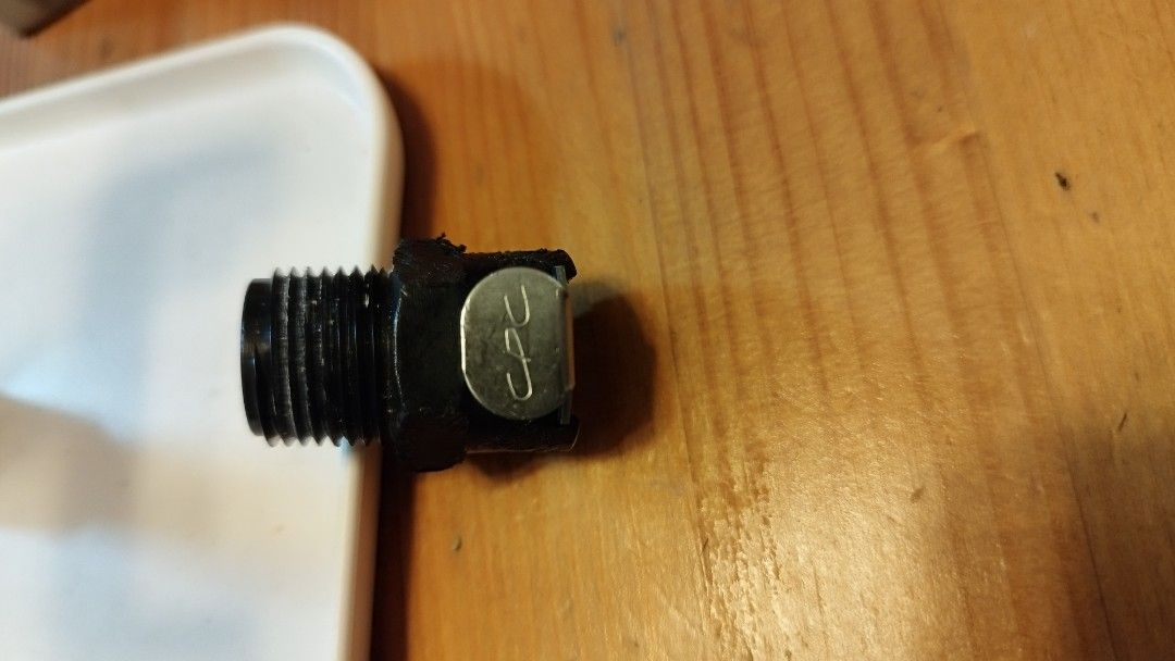 BMW R1200gsa fuel quick release connector, Motorcycles, Motorcycle ...