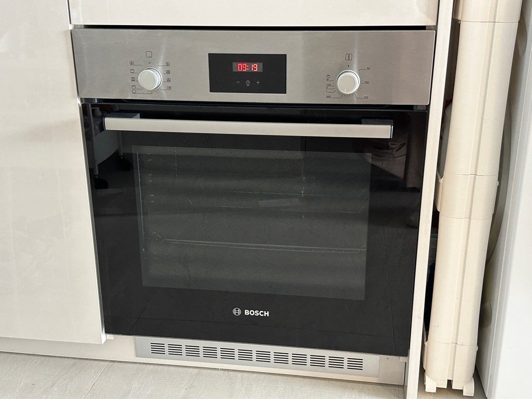 Bosch Built-in Oven fixed price, TV & Home Appliances, Kitchen ...