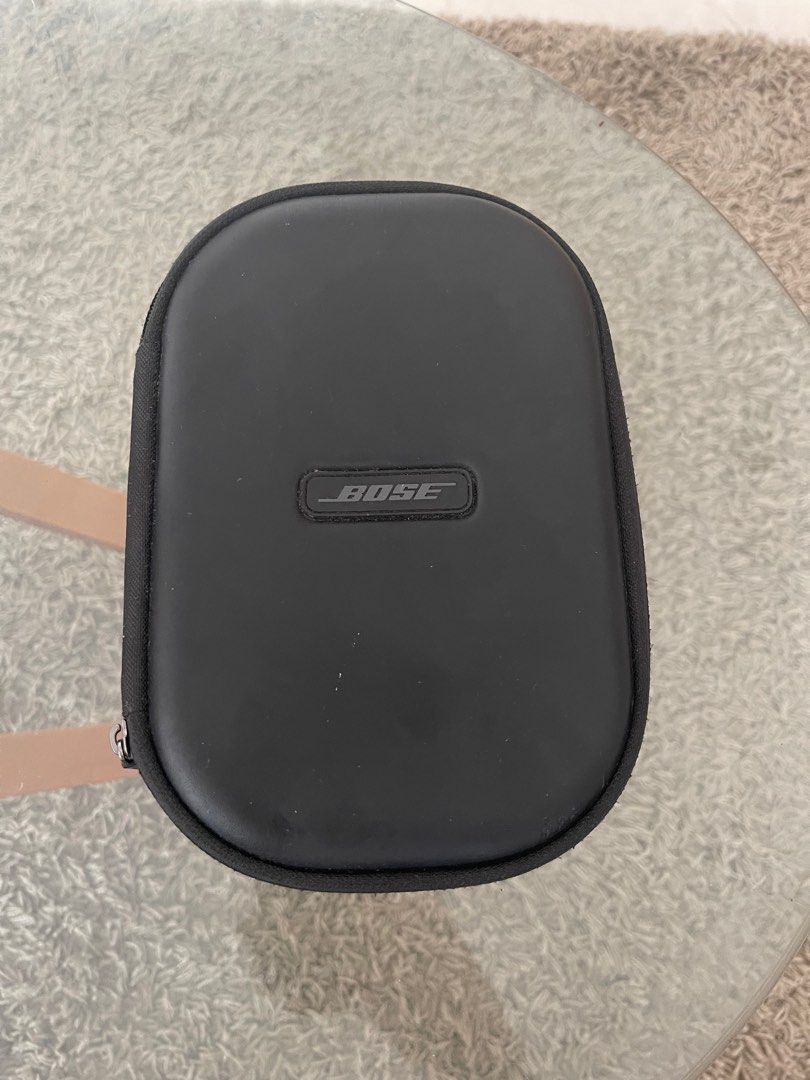 Bose headphones box, Audio, Headphones & Headsets on Carousell