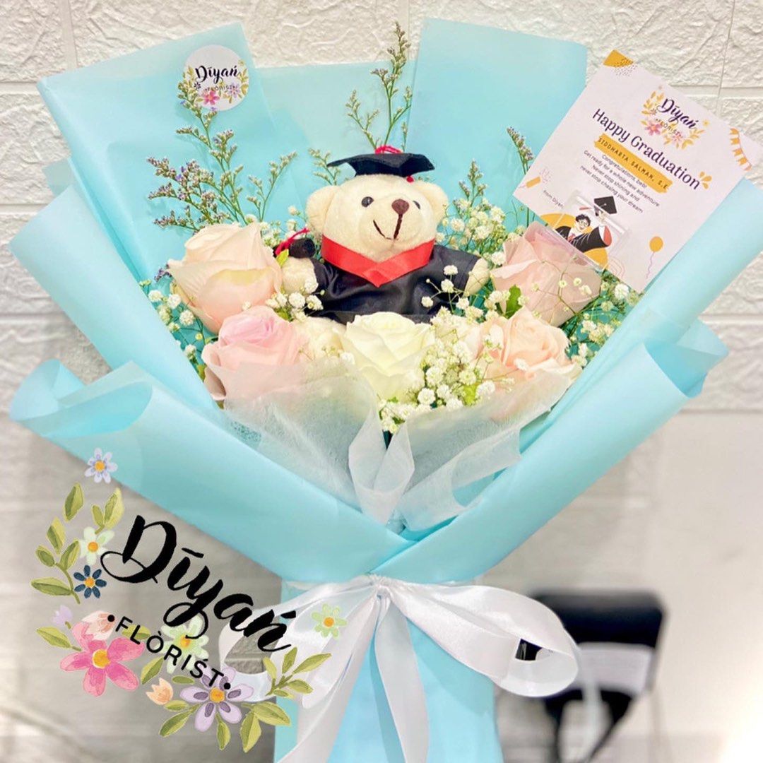 Buket Bunga WISUDA / GRADUATION on Carousell