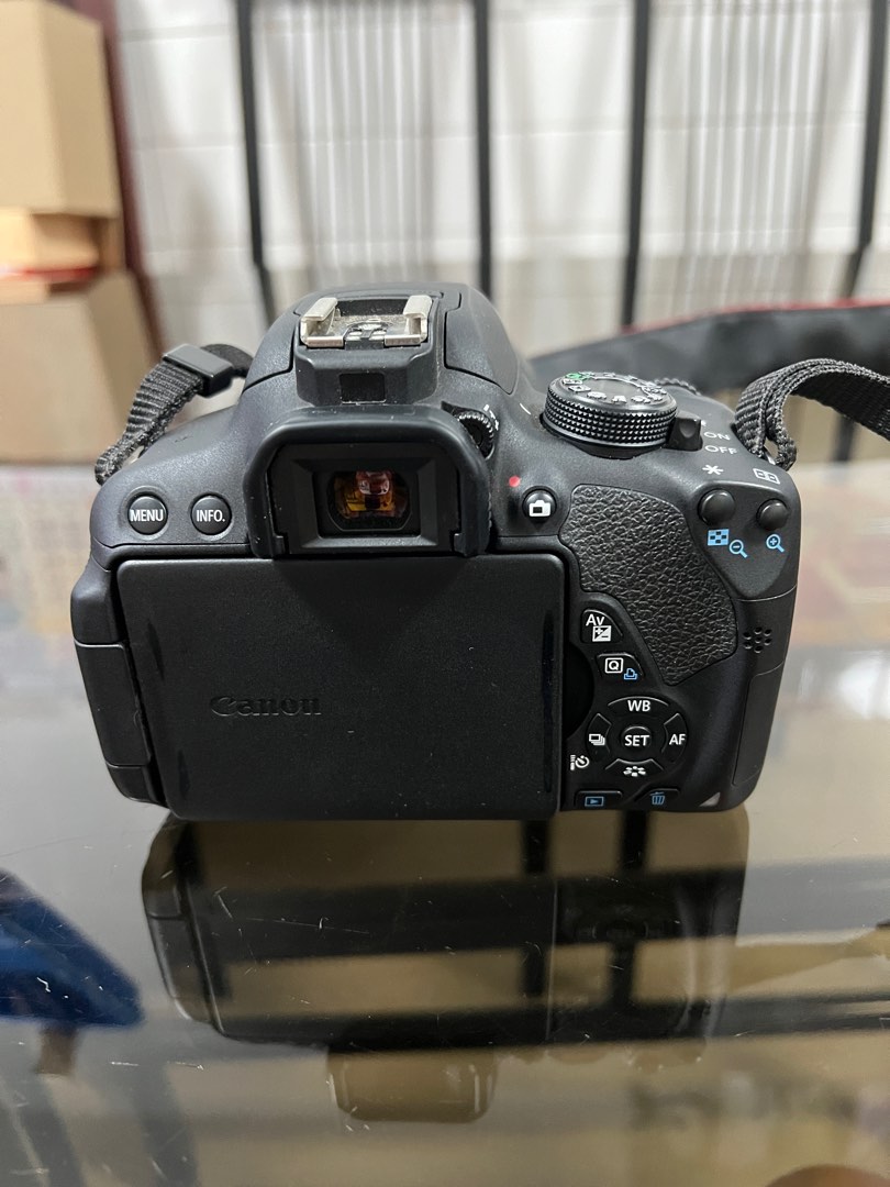 Canon 700D, Photography, Cameras on Carousell