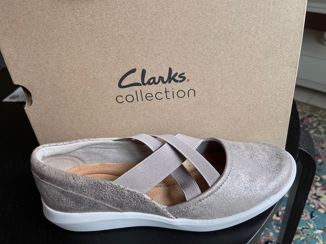 Clarks shoe brand new, Women's Fashion, Footwear, Sandals on Carousell