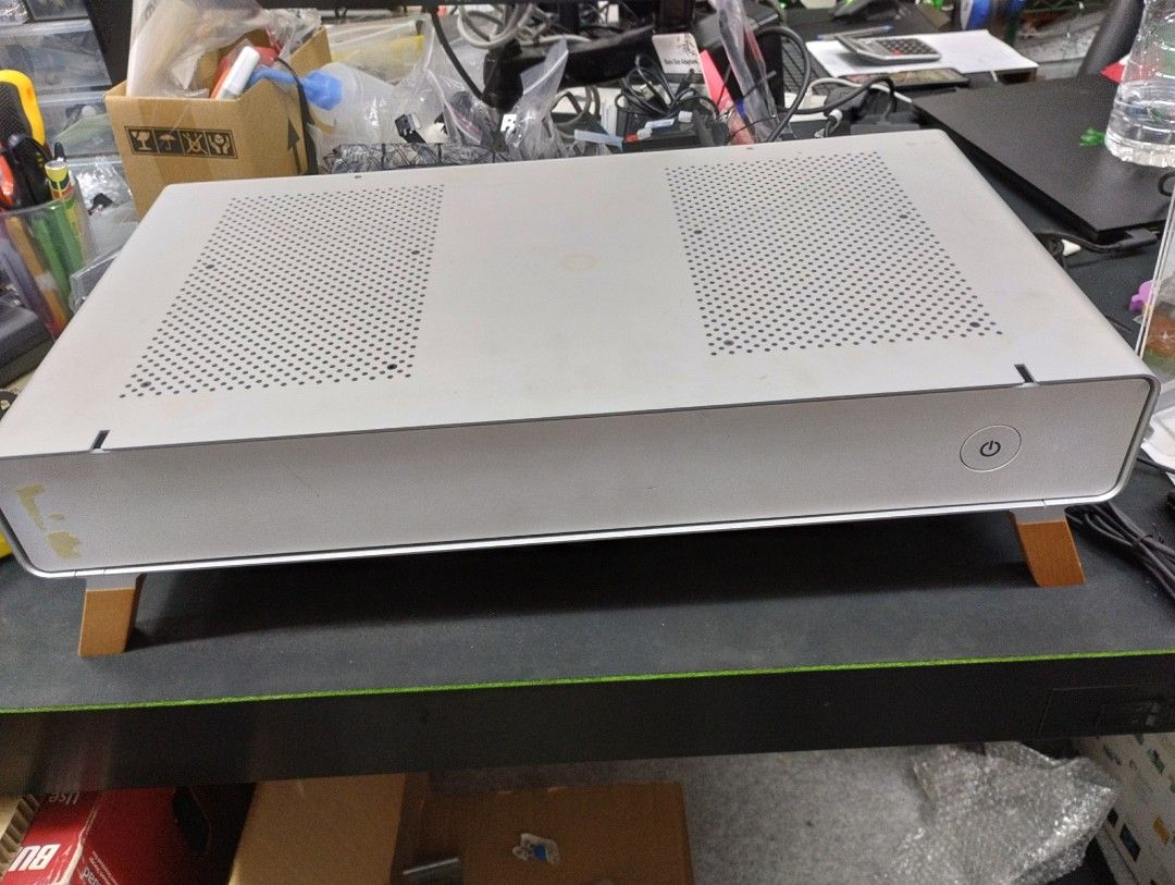 Cool Sleek Gaming PC i5 9600KF 2080 ti iTX Monitor Riser, Computers ...