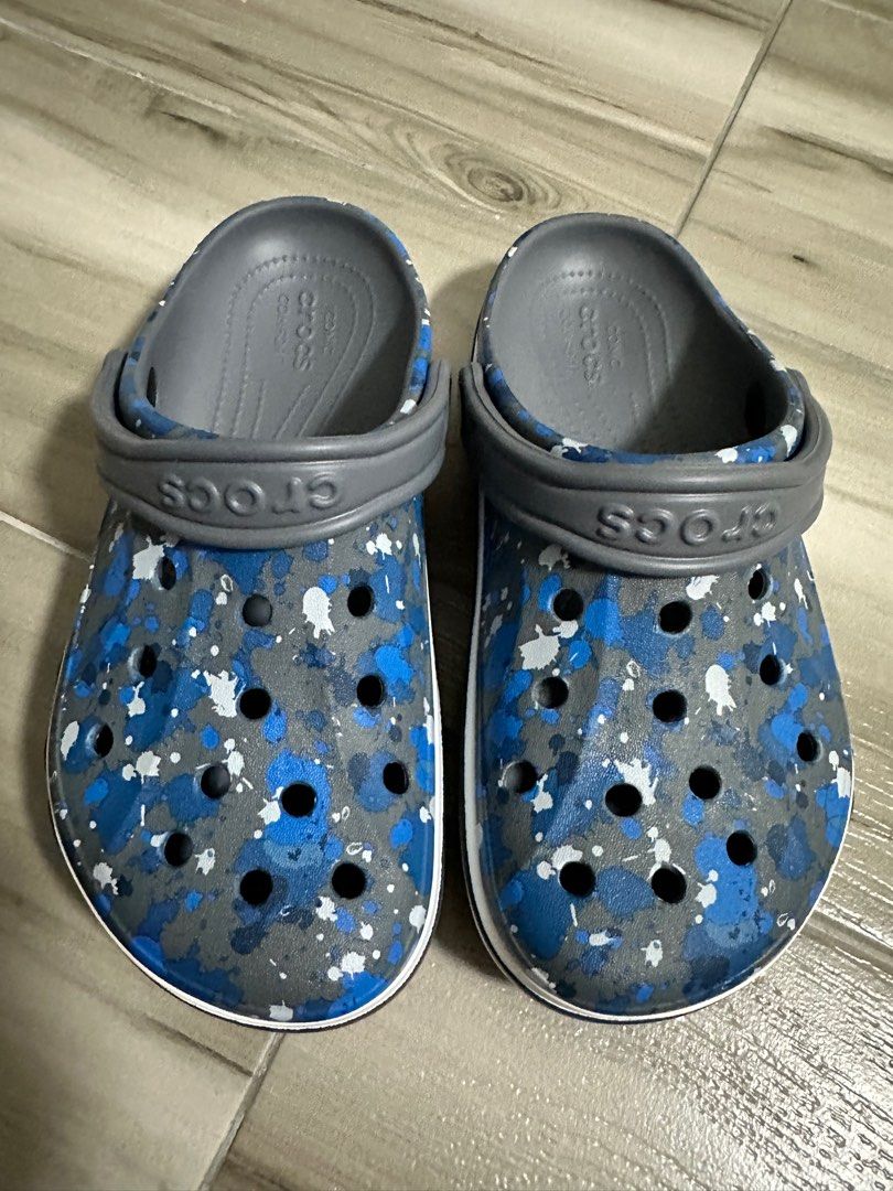 Crocs Comfort Clog, Women's Fashion, Footwear, Sandals on Carousell