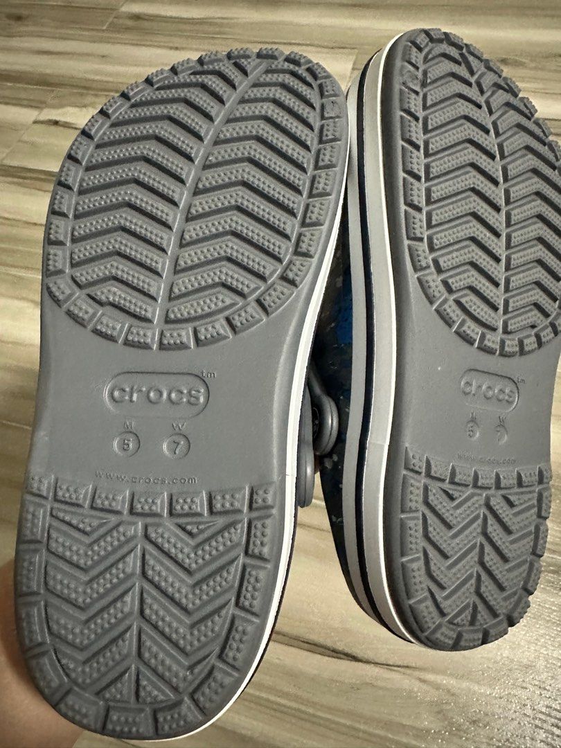Crocs Comfort Clog, Women's Fashion, Footwear, Sandals on Carousell