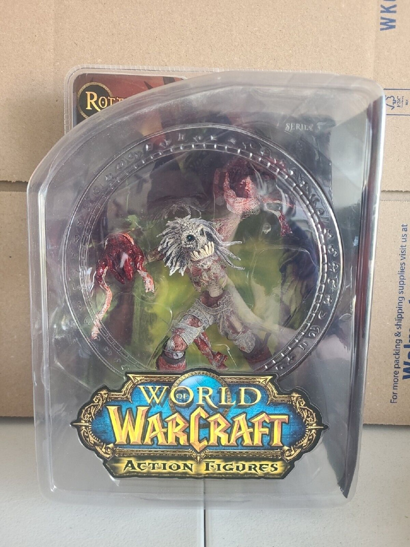DC Unlimited Scourge Ghoul ROTTINGHAM Series 5 World of Warcraft Figure ...