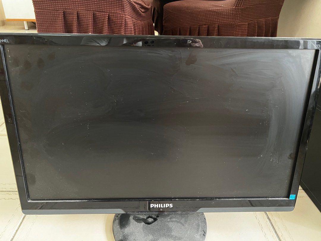 Dell optiplex 790 + Philips monitors, Computers & Tech, Desktops on Carousell