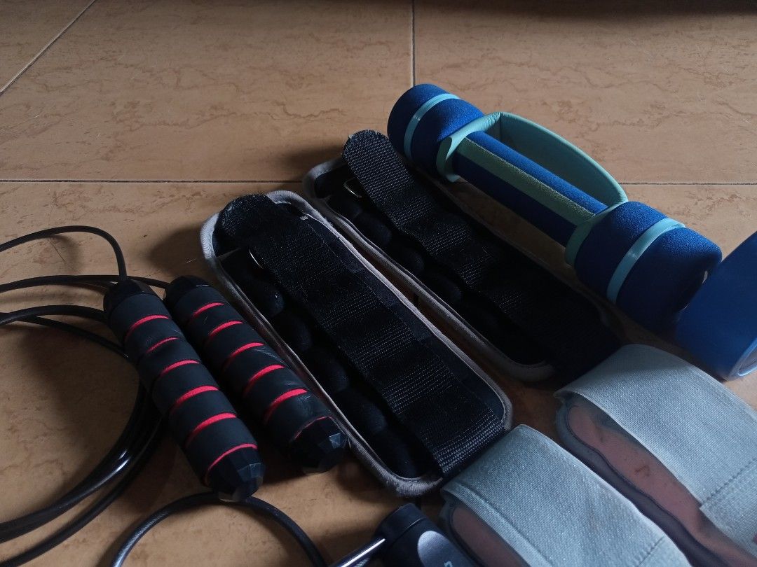 Dumbell, Weights, Skip Rope, and Jump Rope JAPAN SURPLUS on Carousell