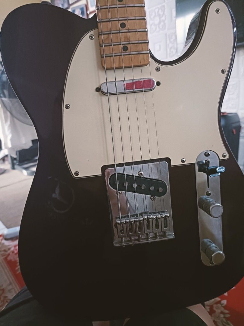 Fender Telecaster Made in Mexico 2011 with Free fender mini amp ...