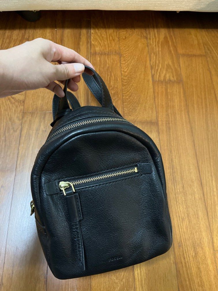 Fossil back bag (real leather), Women's Fashion, Bags & Wallets ...