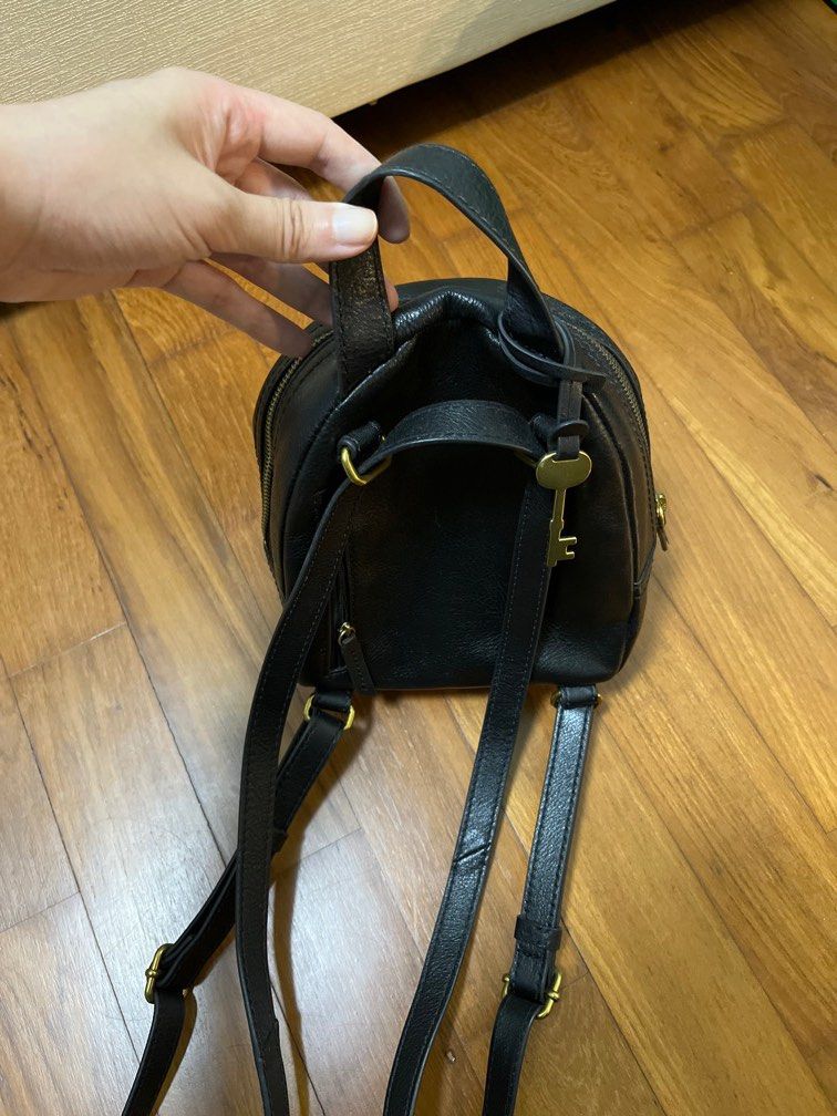 Fossil back bag (real leather), Women's Fashion, Bags & Wallets ...