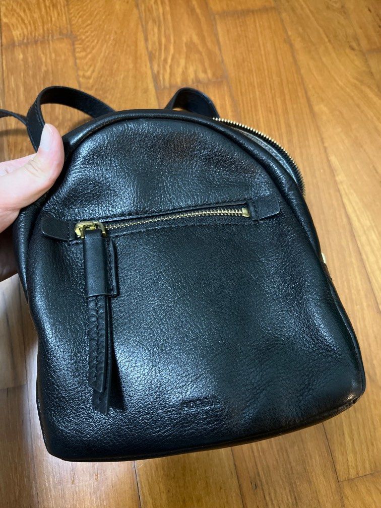 Fossil back bag (real leather), Women's Fashion, Bags & Wallets ...