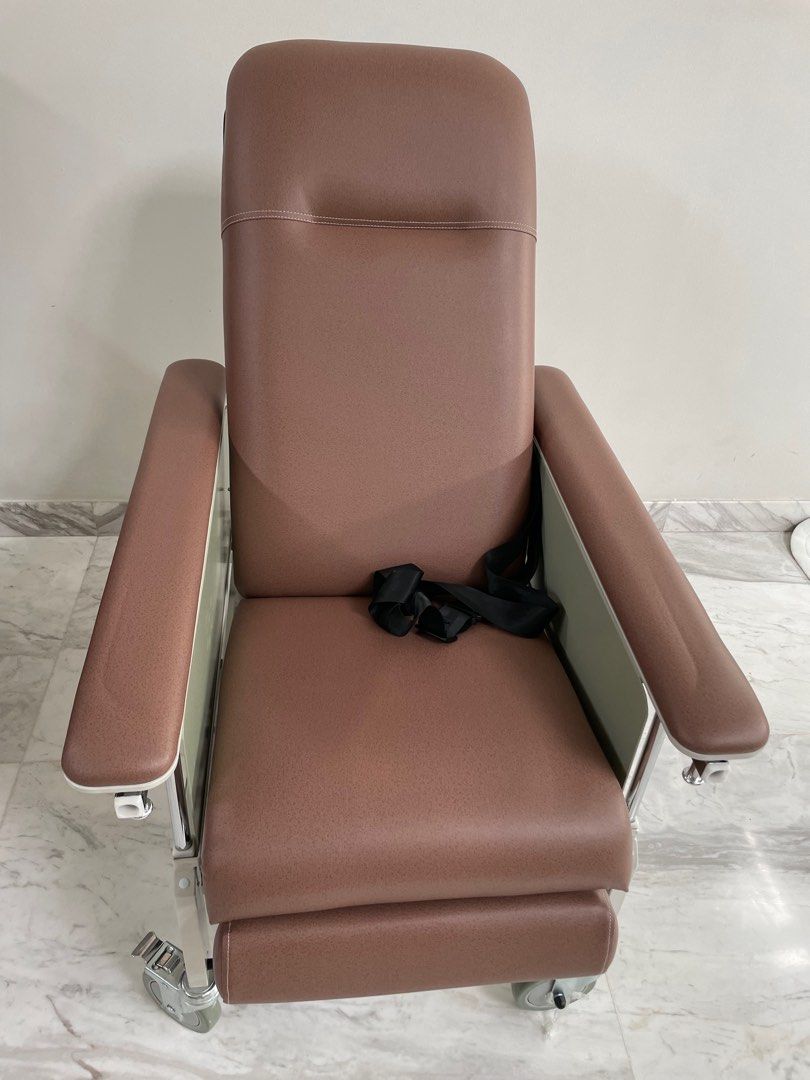 Geretric incline chair, Furniture & Home Living, Furniture, Chairs on ...