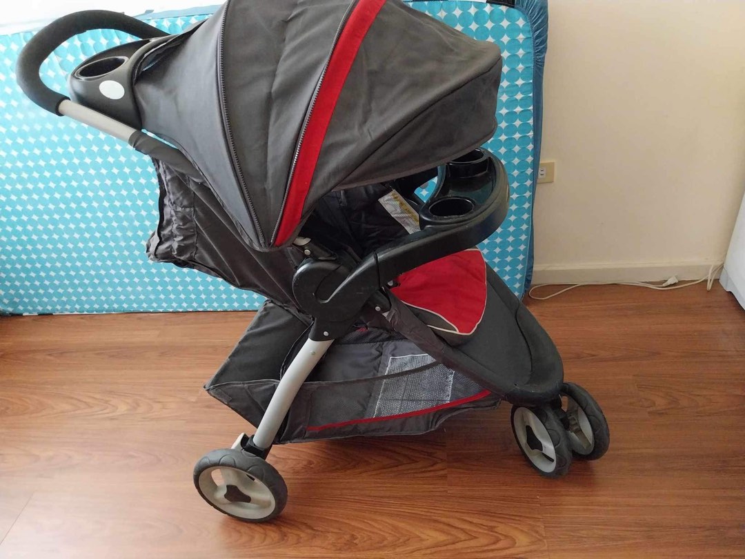 Graco 3 wheels stroller, Babies & Kids, Going Out, Strollers on Carousell