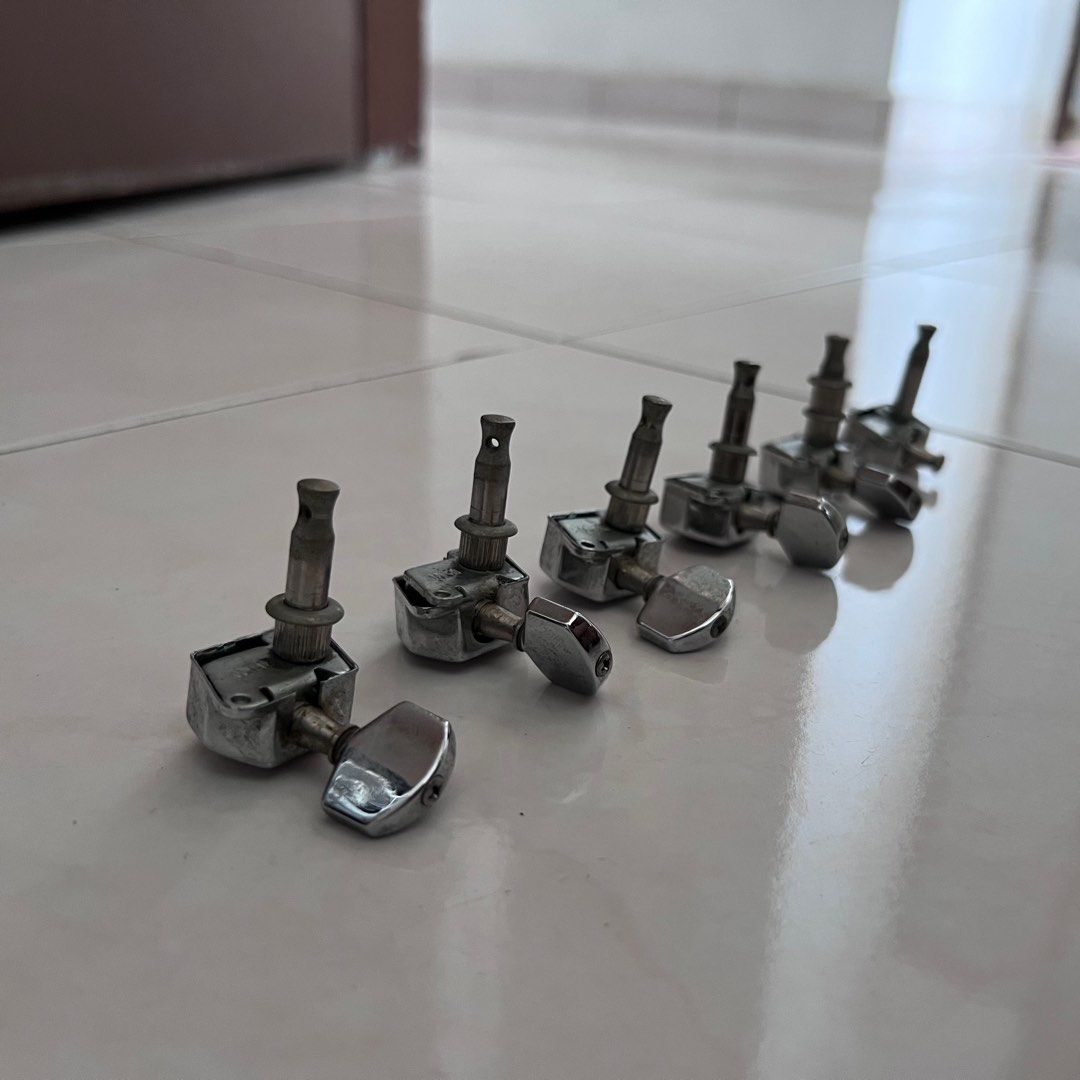 Guitar tuning peg machine head from Squier Fender and Ibanez Korean ...