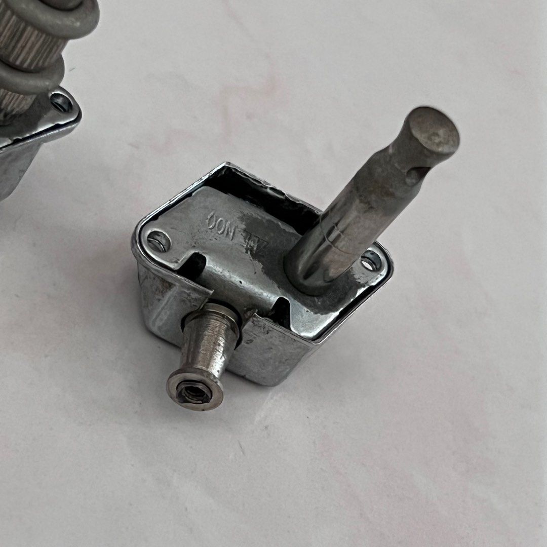 Guitar Tuning Peg Machine Head From Squier Fender And Ibanez Korean Hobbies And Toys Music
