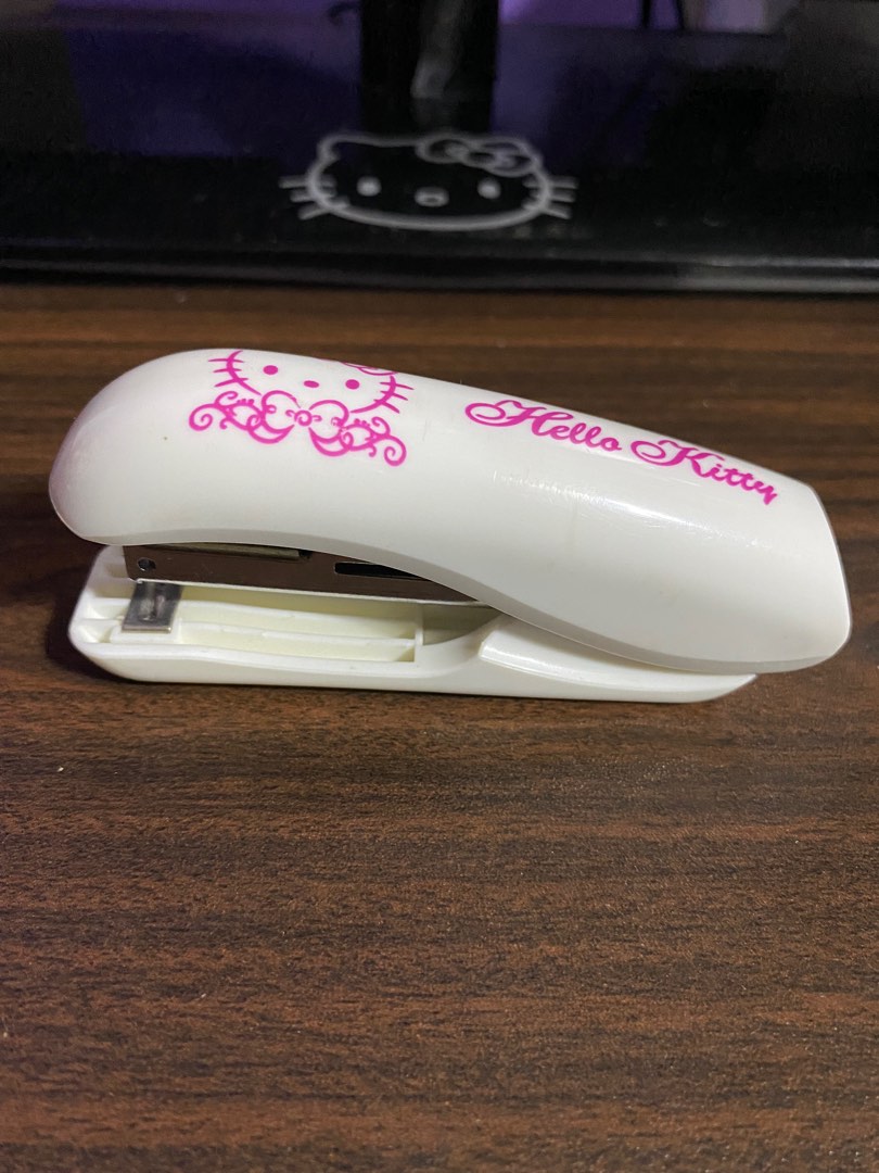 Hello Kitty Stapler Hobbies And Toys Stationary And Craft Stationery And School Supplies On Carousell