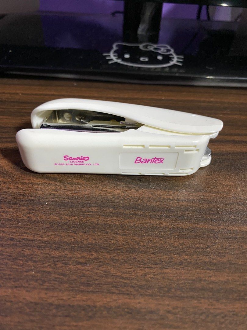 Hello Kitty Stapler, Hobbies & Toys, Stationary & Craft, Stationery ...