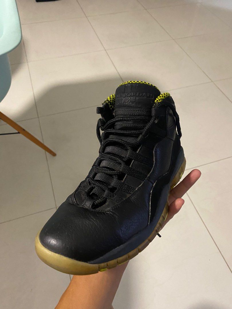 Jordan retro 10 Venom, Men's Fashion, Footwear, Sneakers on Carousell