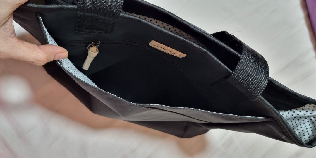 Jujube core tote bag, Women's Fashion, Bags & Wallets, Tote Bags on ...