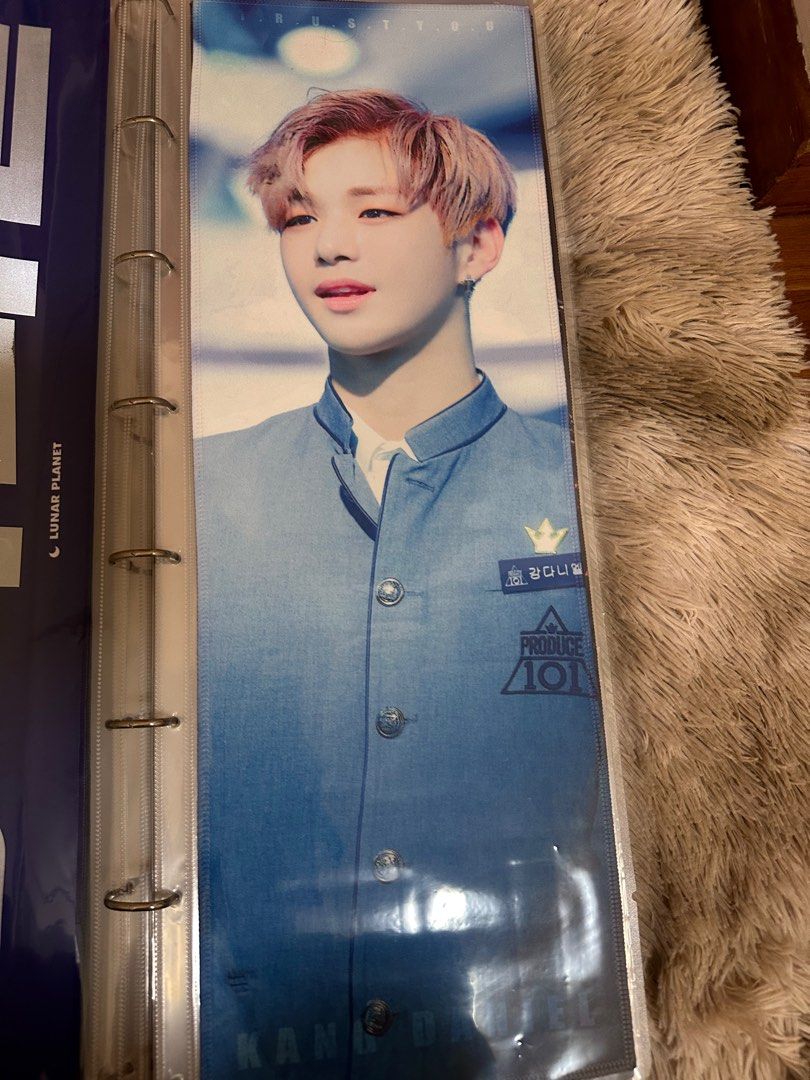 Kang Daniel Cheering Slogan, Hobbies & Toys, Memorabilia & Collectibles ...