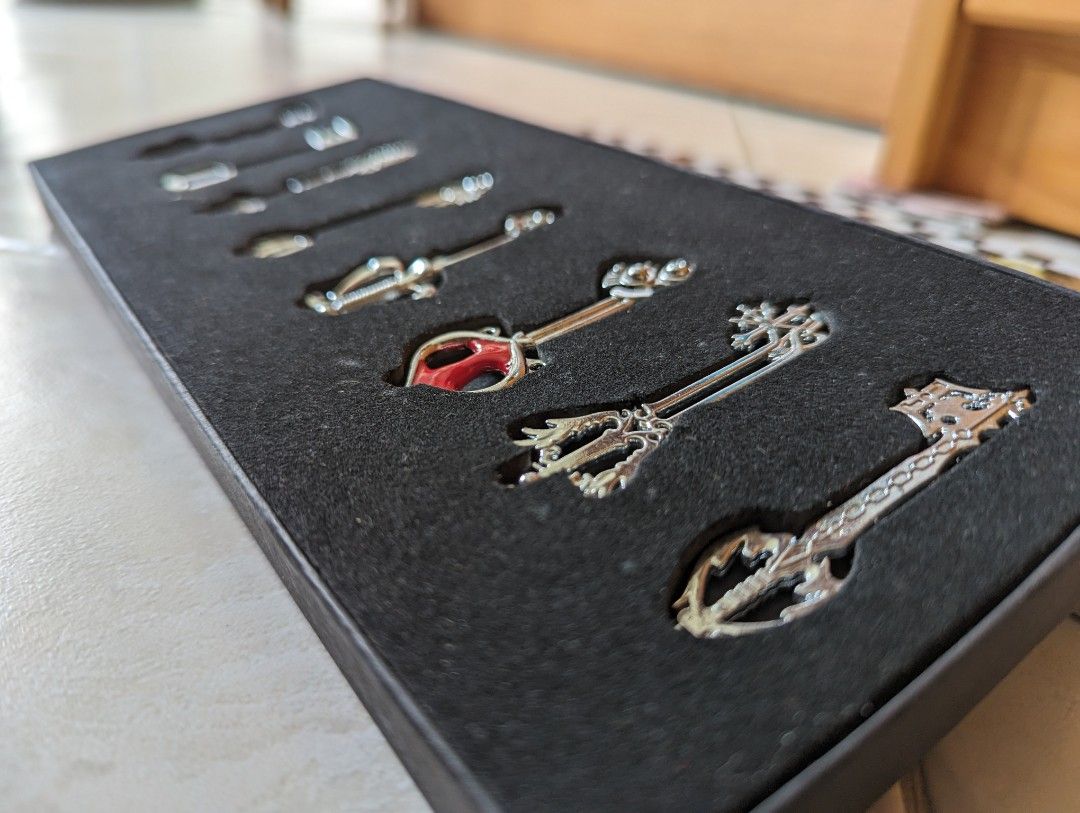 Kingdom Hearts Keyblade Set, Hobbies & Toys, Memorabilia & Collectibles ...
