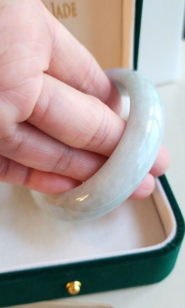 Li-Hong Jade Geniune 'A' Type Jadeite Bangle, Men's Fashion, Watches ...