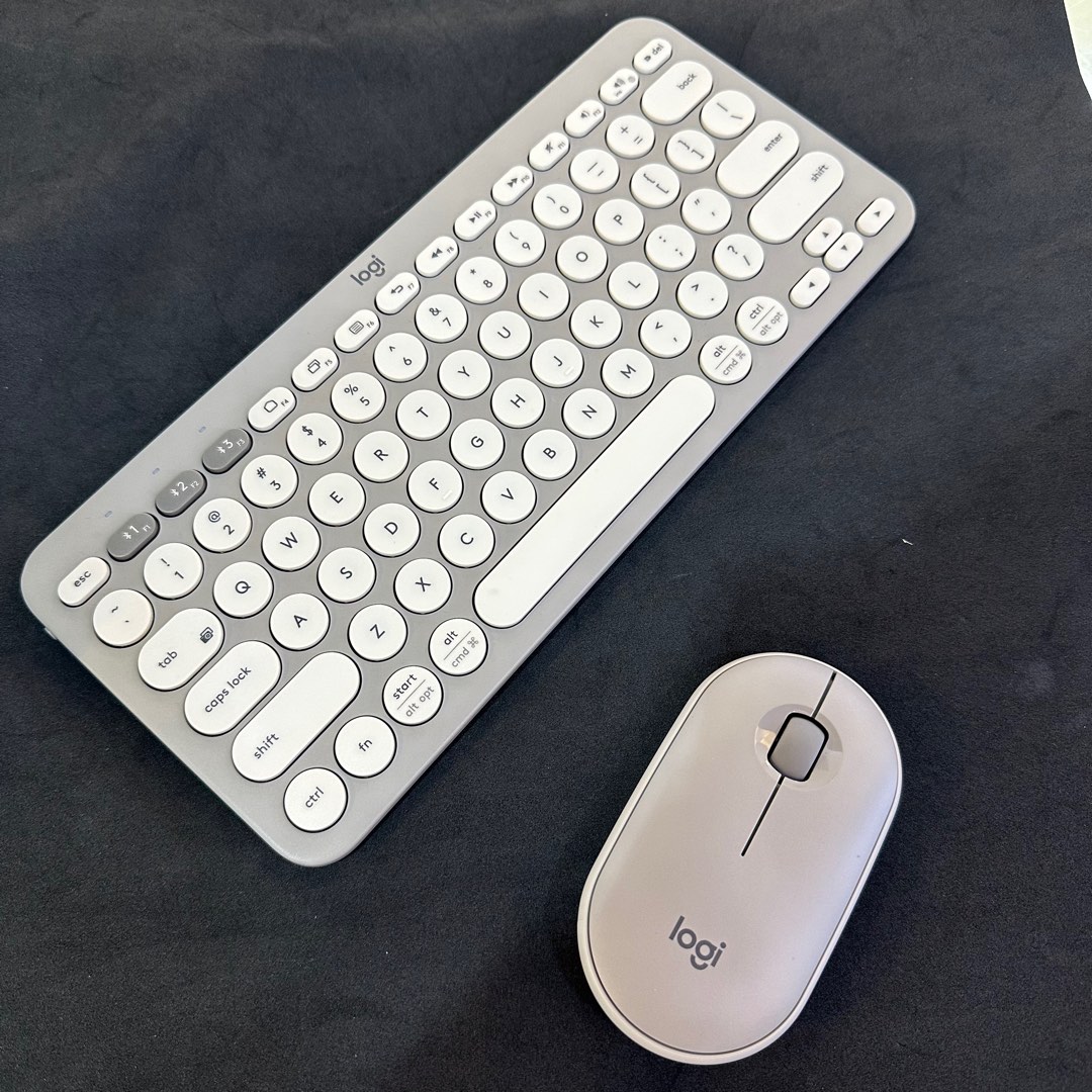 Logi keyboard & logi pebble mouse original used like new (Selling 1 Set ...