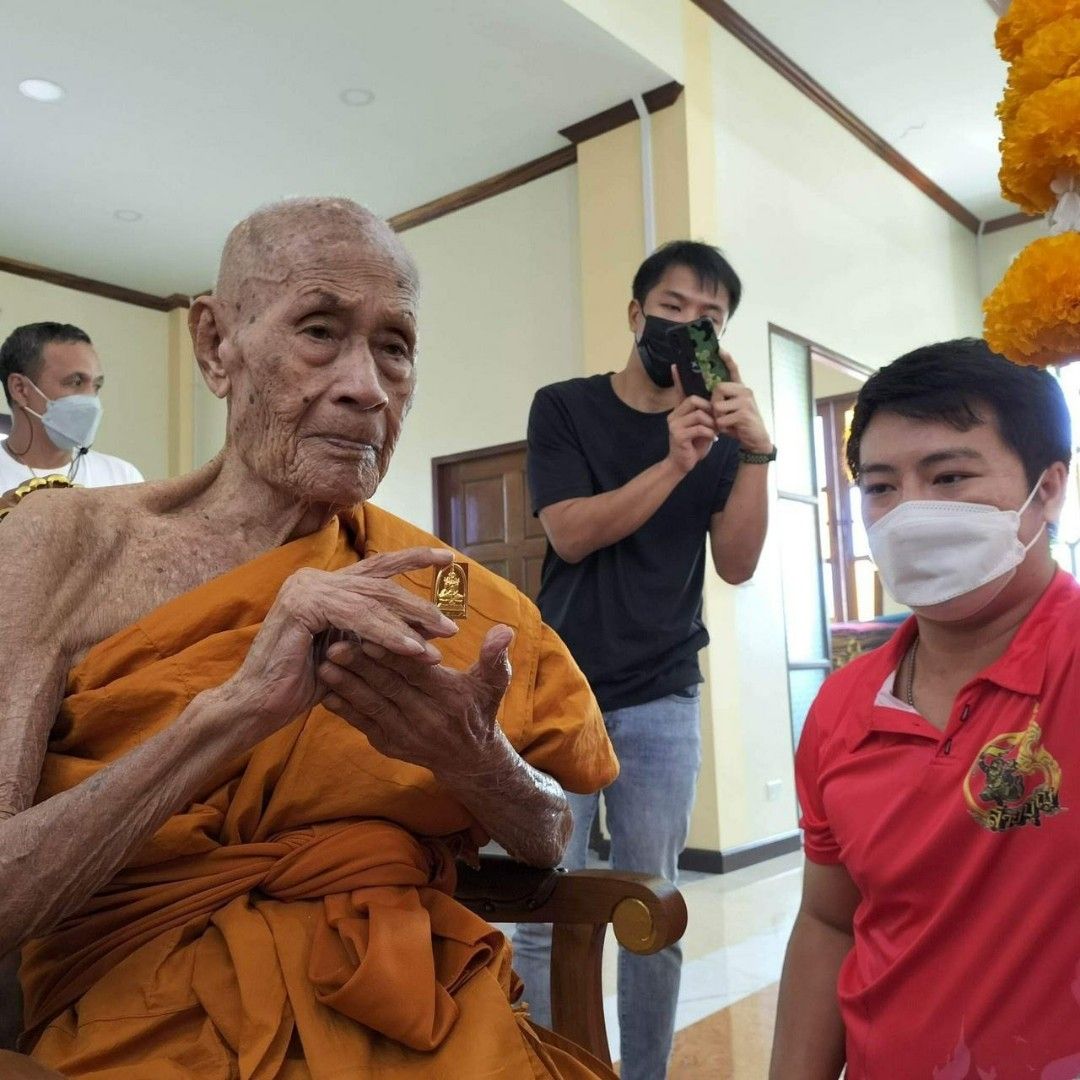 Lp Nim Phra Maha Chakkrapat Somprathana Ruay Ngern Larn Thai Amulet ...